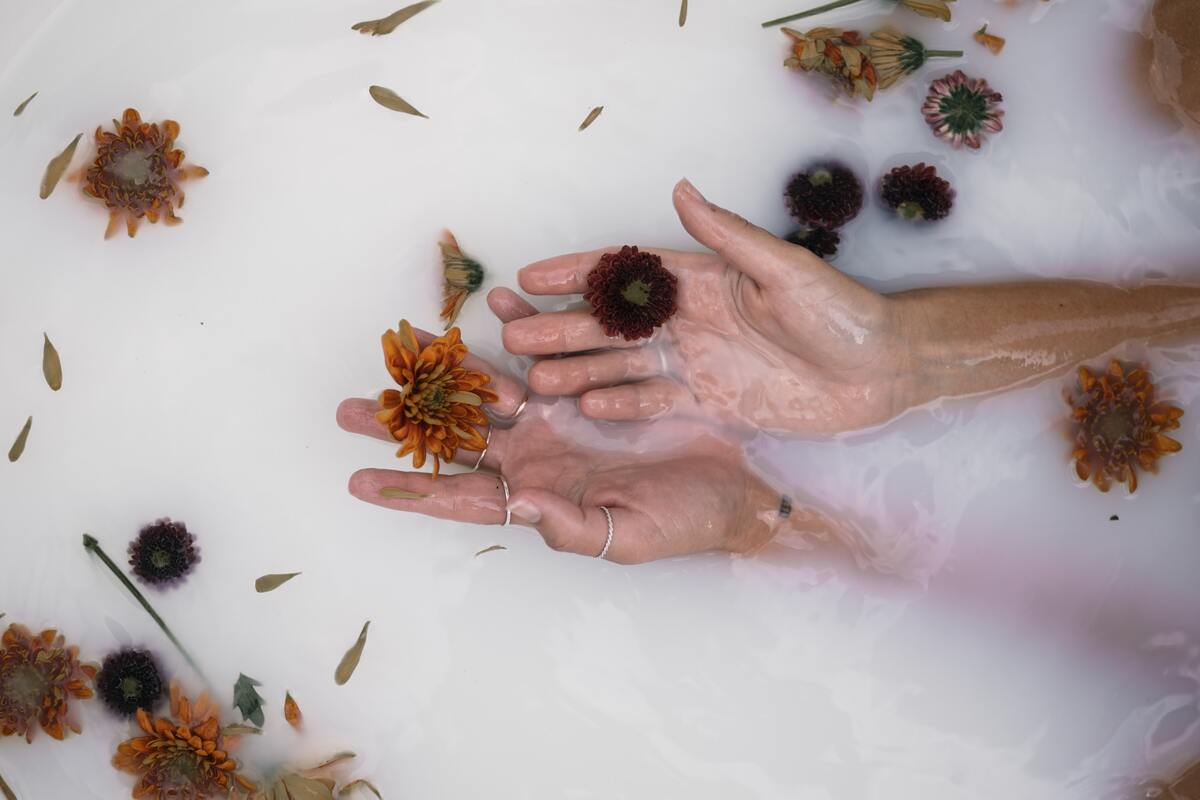 Revitalize Your Body & Mind: Herbal Bath Recipes for Ultimate Relaxation